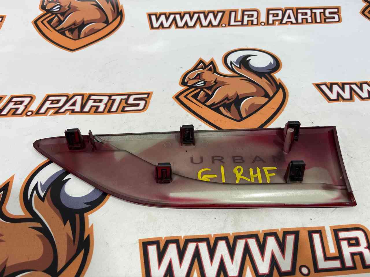 LR083009 Fender molding right Land Rover Discovery 5 used – Used LR.Parts 🛠