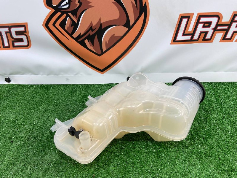 LR088547 Expansion tank Range Rover Sport L494 Used – Used LR.Parts 🛠