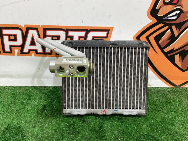 LR097253 Radiator of the stove Land Rover Discovery Sport L550 (2015 ...