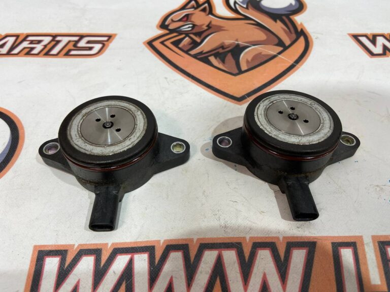 LR126832 Electromagnetic valve for changing timing phases RANGE ROVER ...