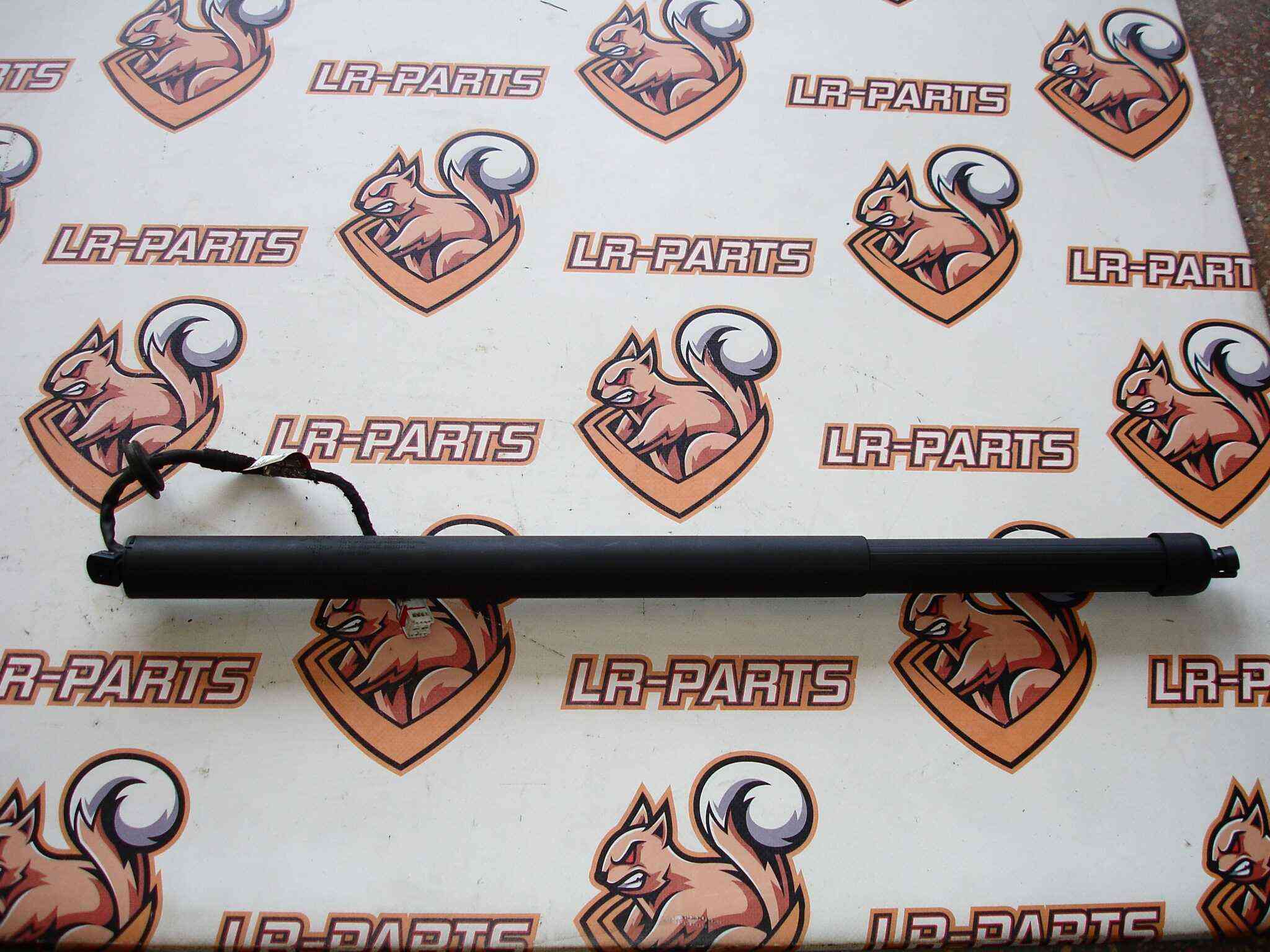 LR167022 Powered tailgate trunk strut right Land Rover Discovery 5 L462 ...