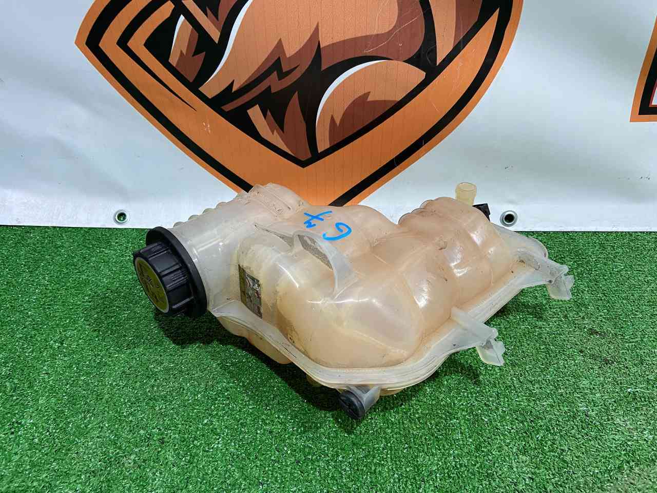 LR034654 Expansion tank Range Rover Sport L494 2013-2022 Used – Used LR ...