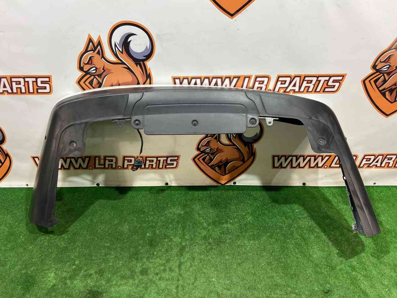 LR057290 Rear bumper assembly Range Rover L405 (2013-2021) used – Used ...