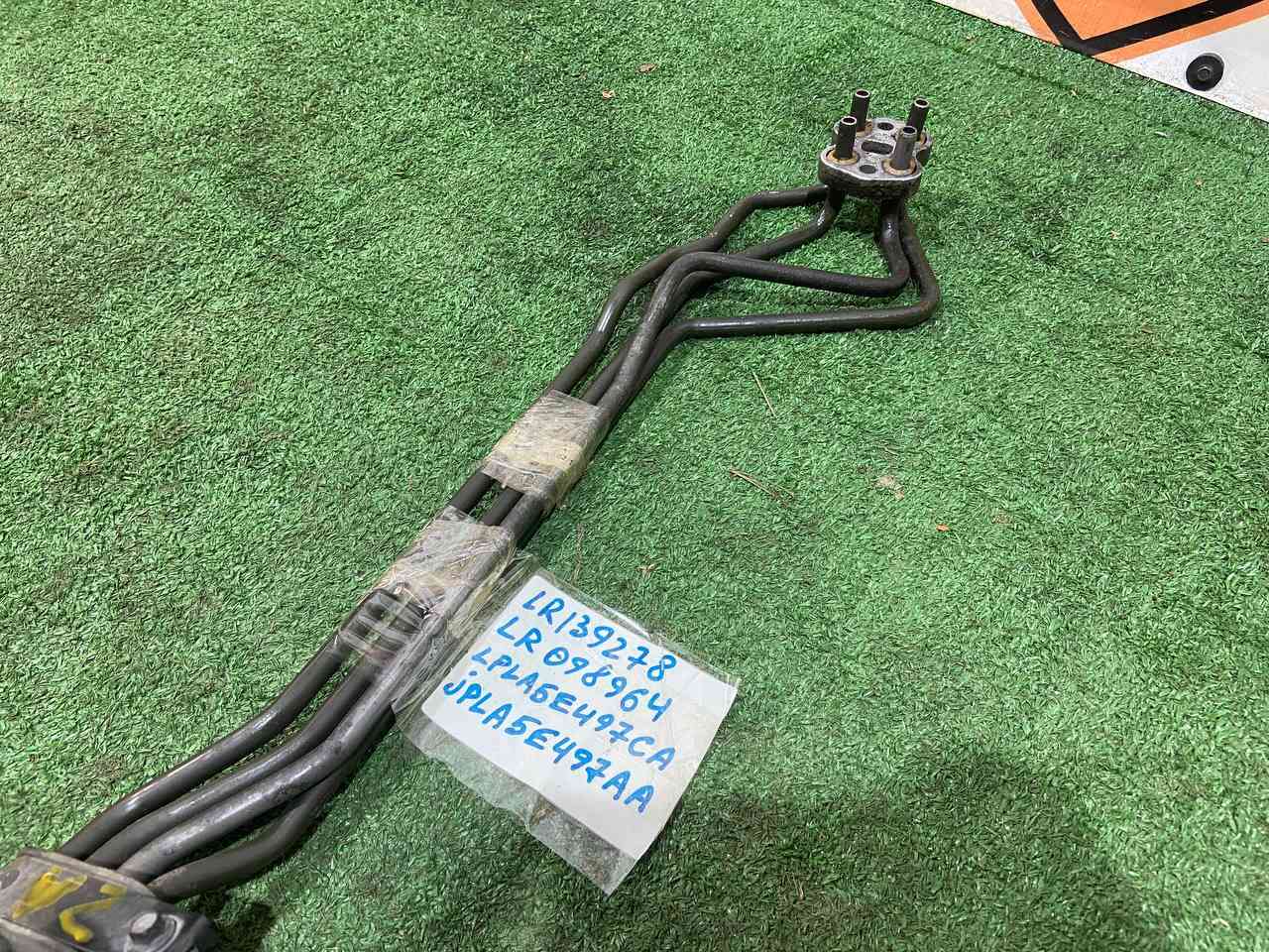 LR098964 Pipe line of active stabilization system Range Rover Sport ...