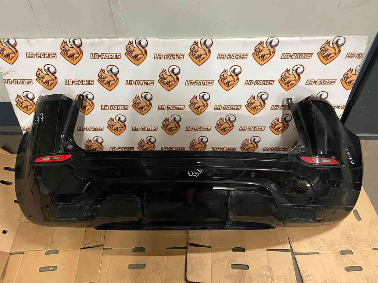 LR135016 Rear bumper assembly Range Rover Evoque New L551 (2019-) Used ...