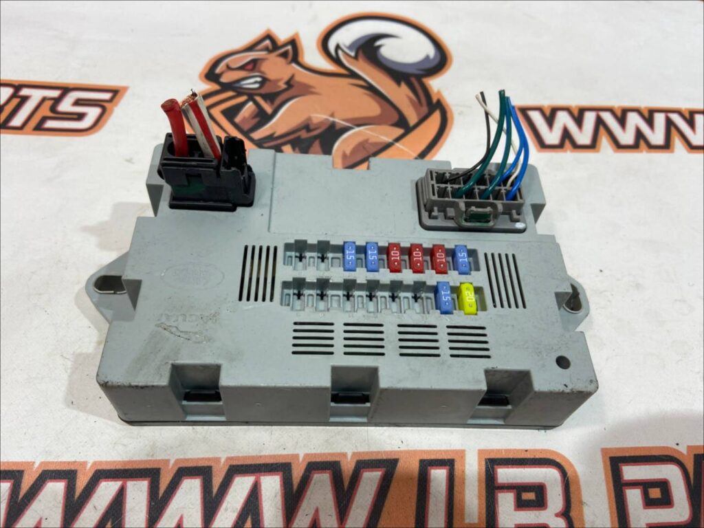 C2D23644 fuse box Jaguar F-Pace, I-Pace, XF Used – Used LR.Parts 🛠
