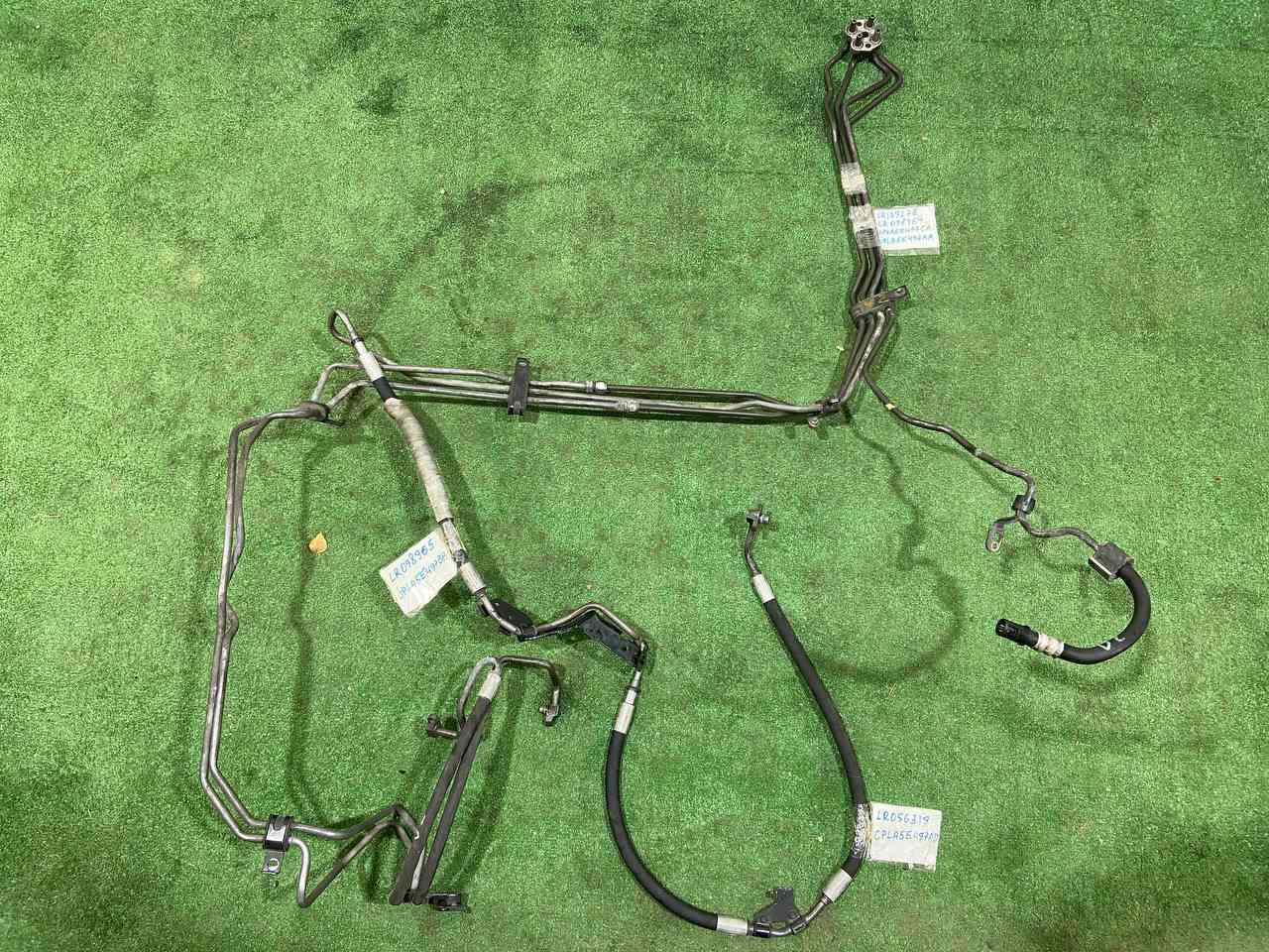 LR098964 Pipe line of active stabilization system Range Rover Sport ...